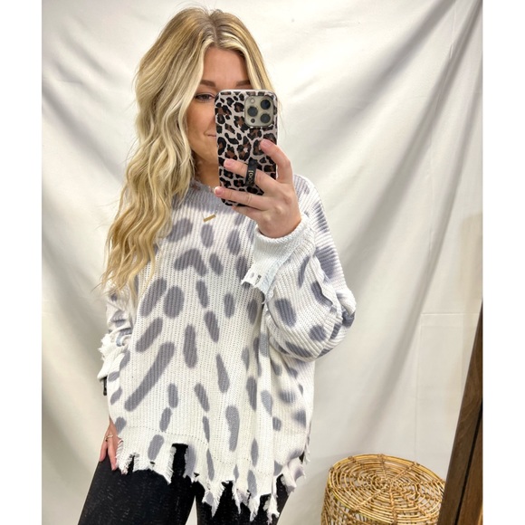 DAVI & DANI | Sweaters | Oversized Dot Pattern Frayed Sweater ...
